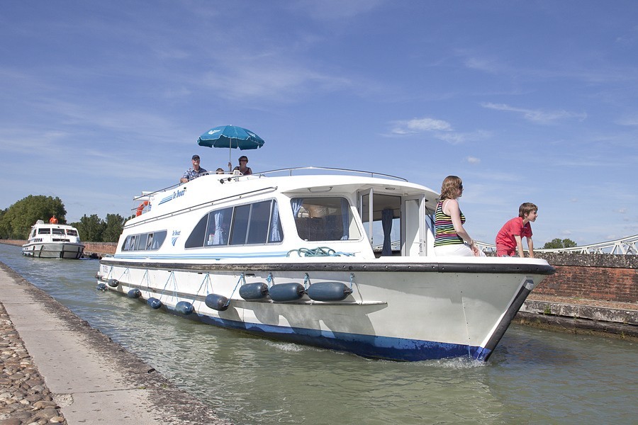 Salsa B, Canal Boat for Rent | Le Boat